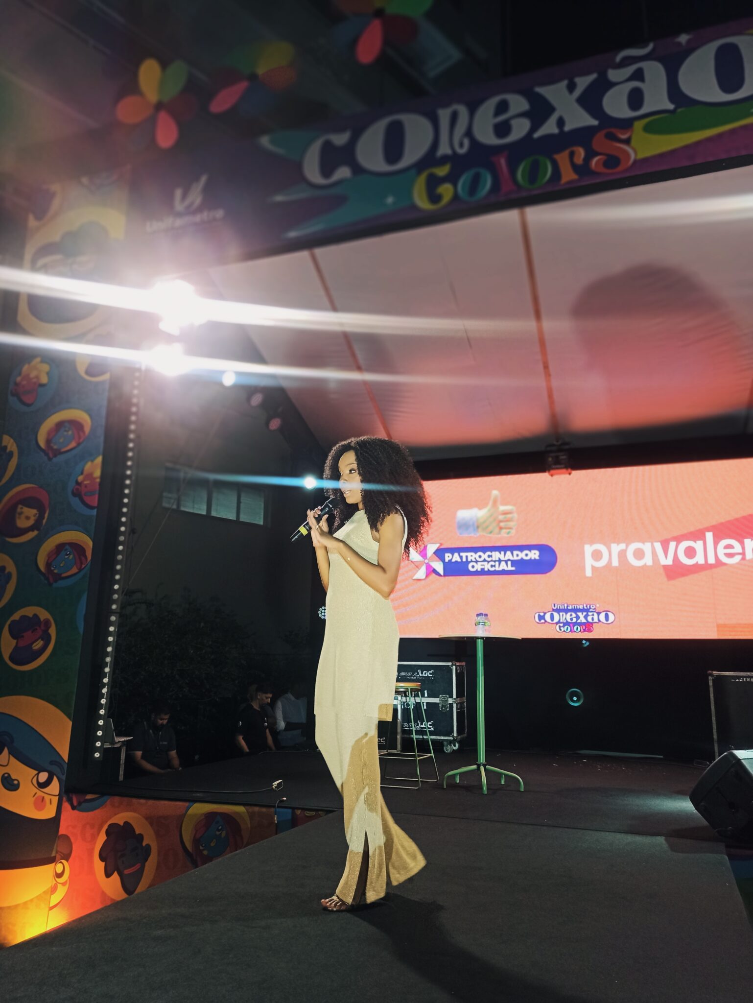 Conexão Colors: Thelma Assis abre semana acadêmica da Unifametro com ...